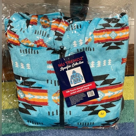 Nu Trendz Signature Collection | Tops | Nu Trendz Native American Aztec ...